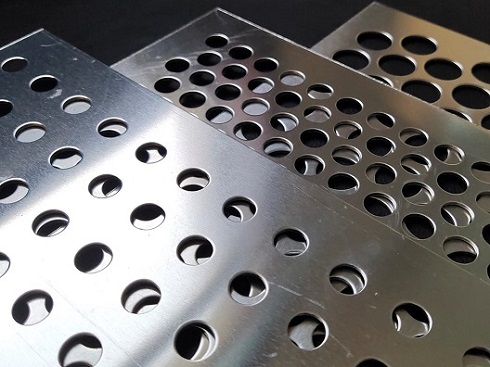 Round Hole Perforated Mesh Metal Sheet Manufacturers and Steel ...